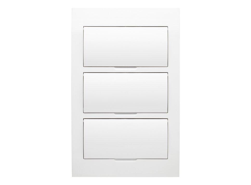 Plastic load centres for circuit breakers