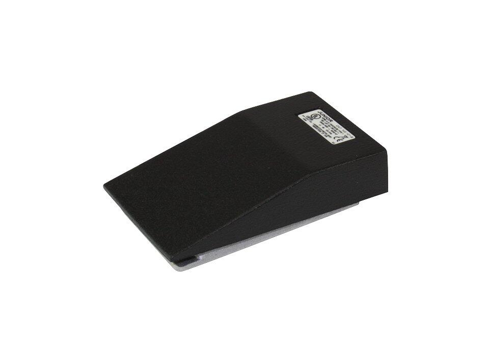 Foot switches in plastic and metal for light duty, medium duty and ...