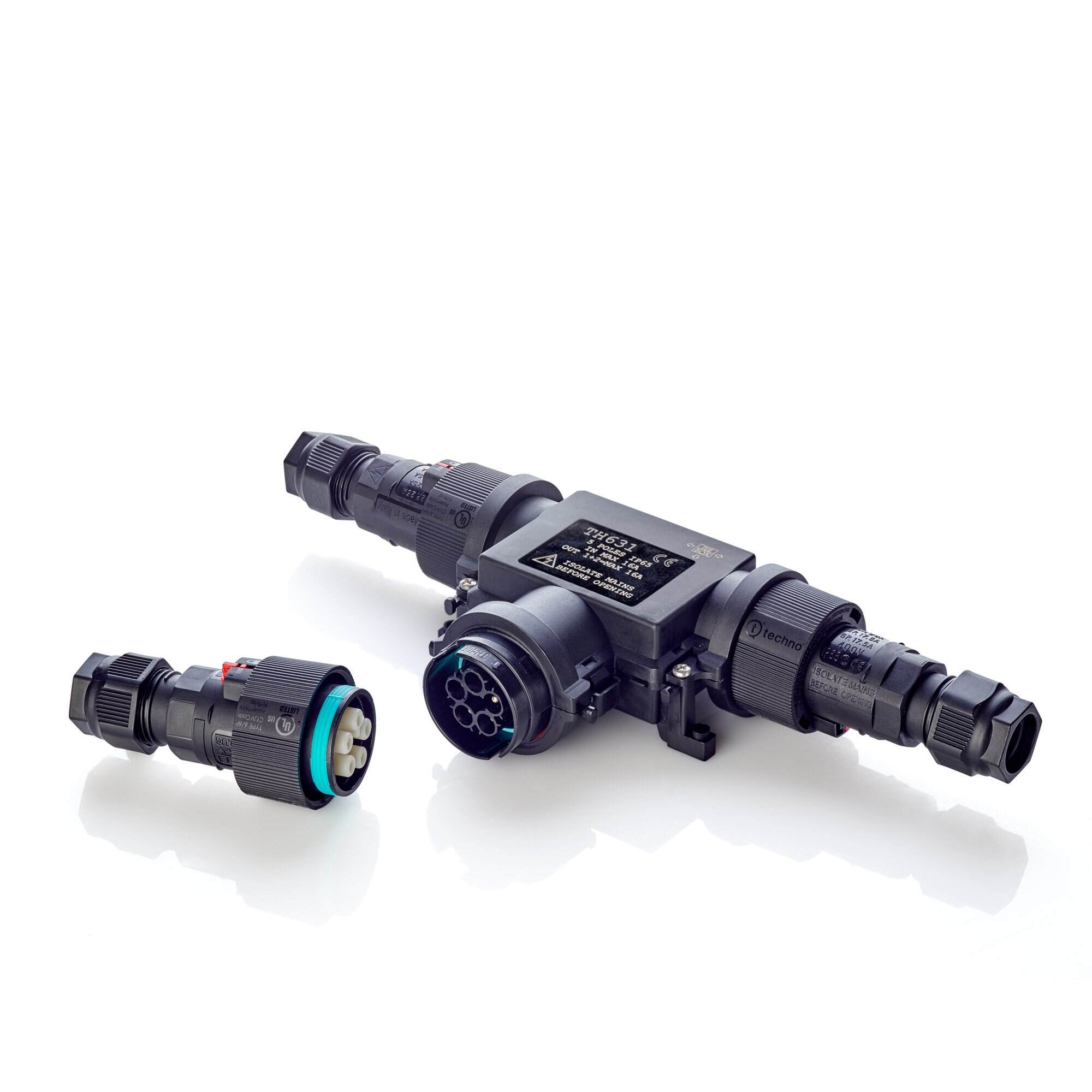 Techno - plug & socket connectors, and distribution block/splitters.