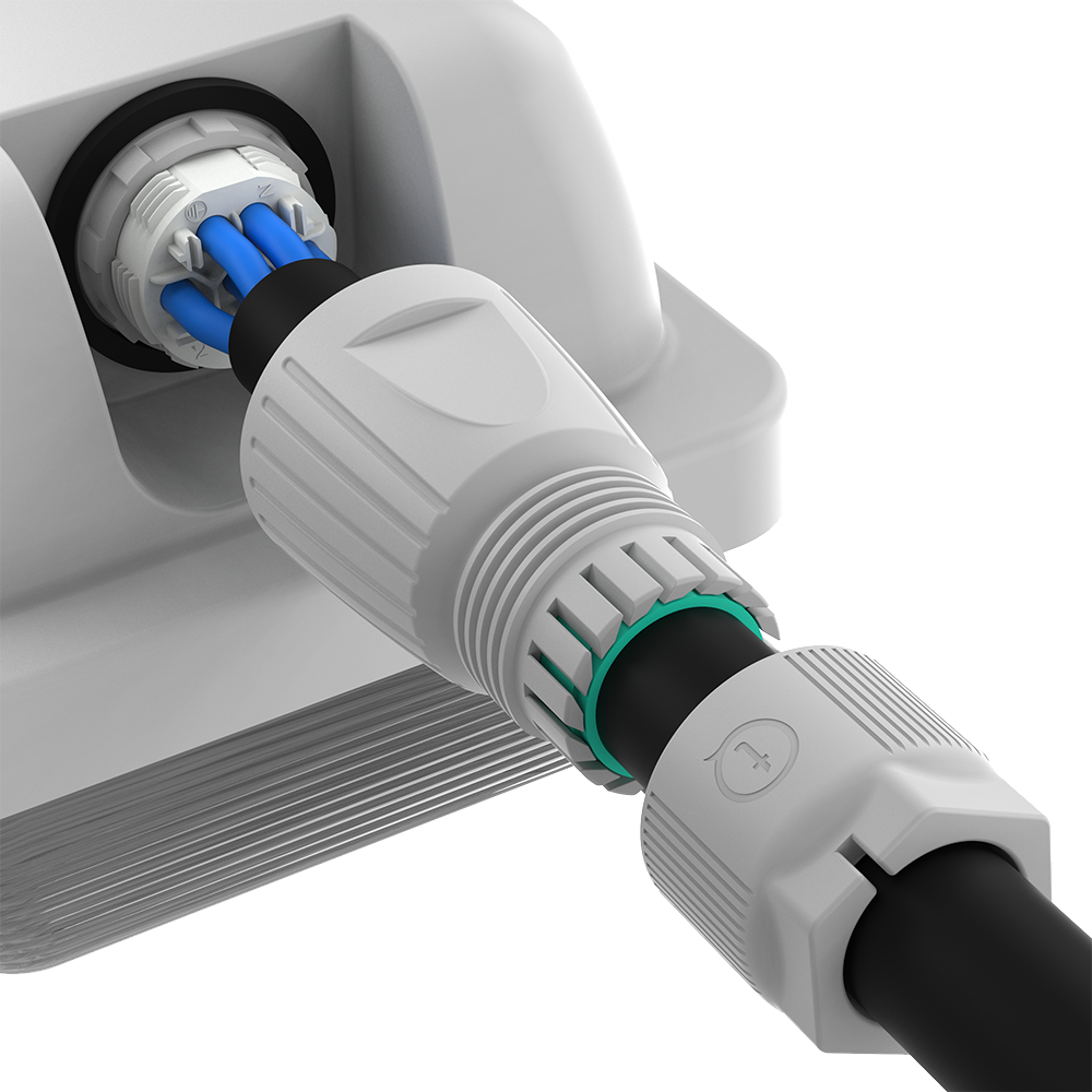 Bulkhead connectors for terminating luminaires without opening the device