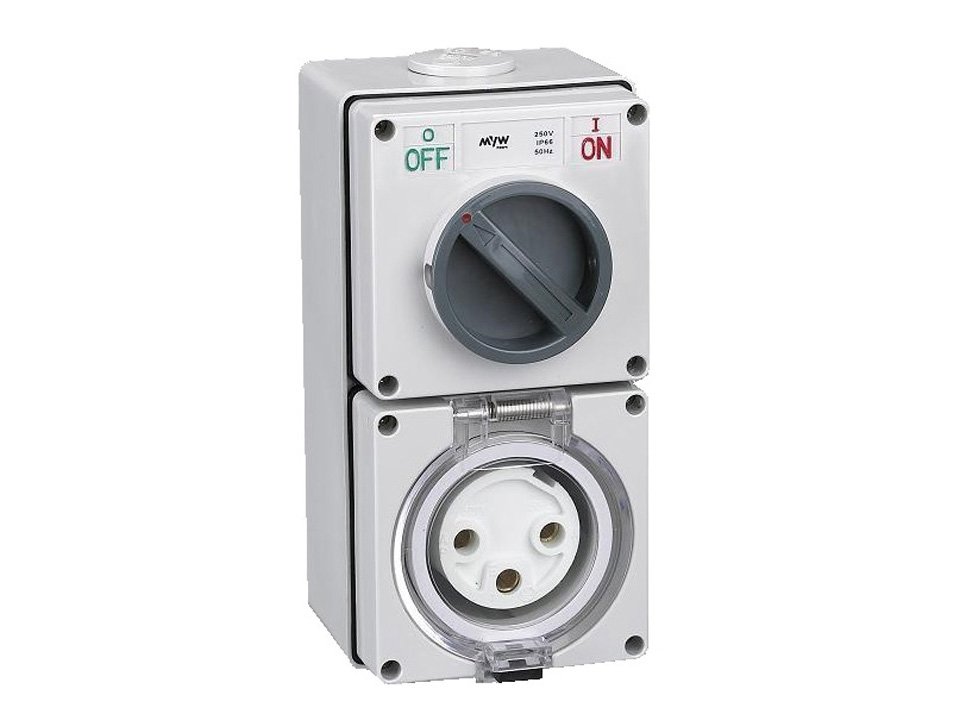 3 Pin 20A 240V Round Pin Switched Socket Combination