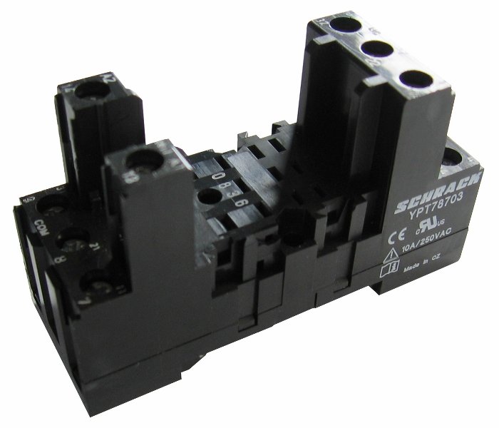 Socket for PT Relays with screw type terminals 11 pole